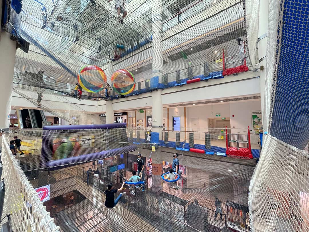 Airzone at City Square Mall - The world's first indoor suspended net ...