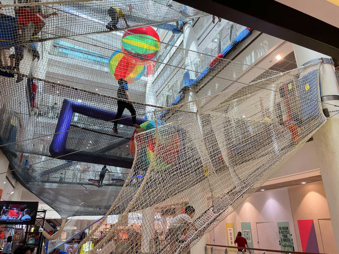 Airzone at City Square Mall - The world's first indoor suspended net ...