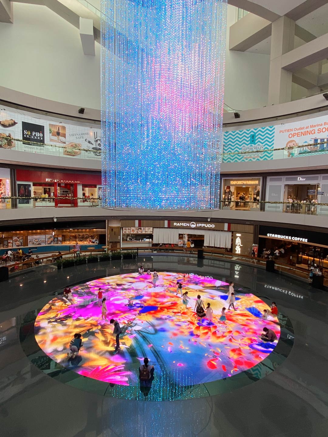 Digital Light Canvas: An interactive light installation at Marina Bay Sands
