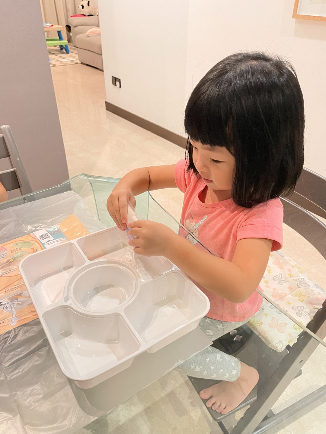 Make your own Moon Bunnies Snowskin Mooncakes with this DIY Kit