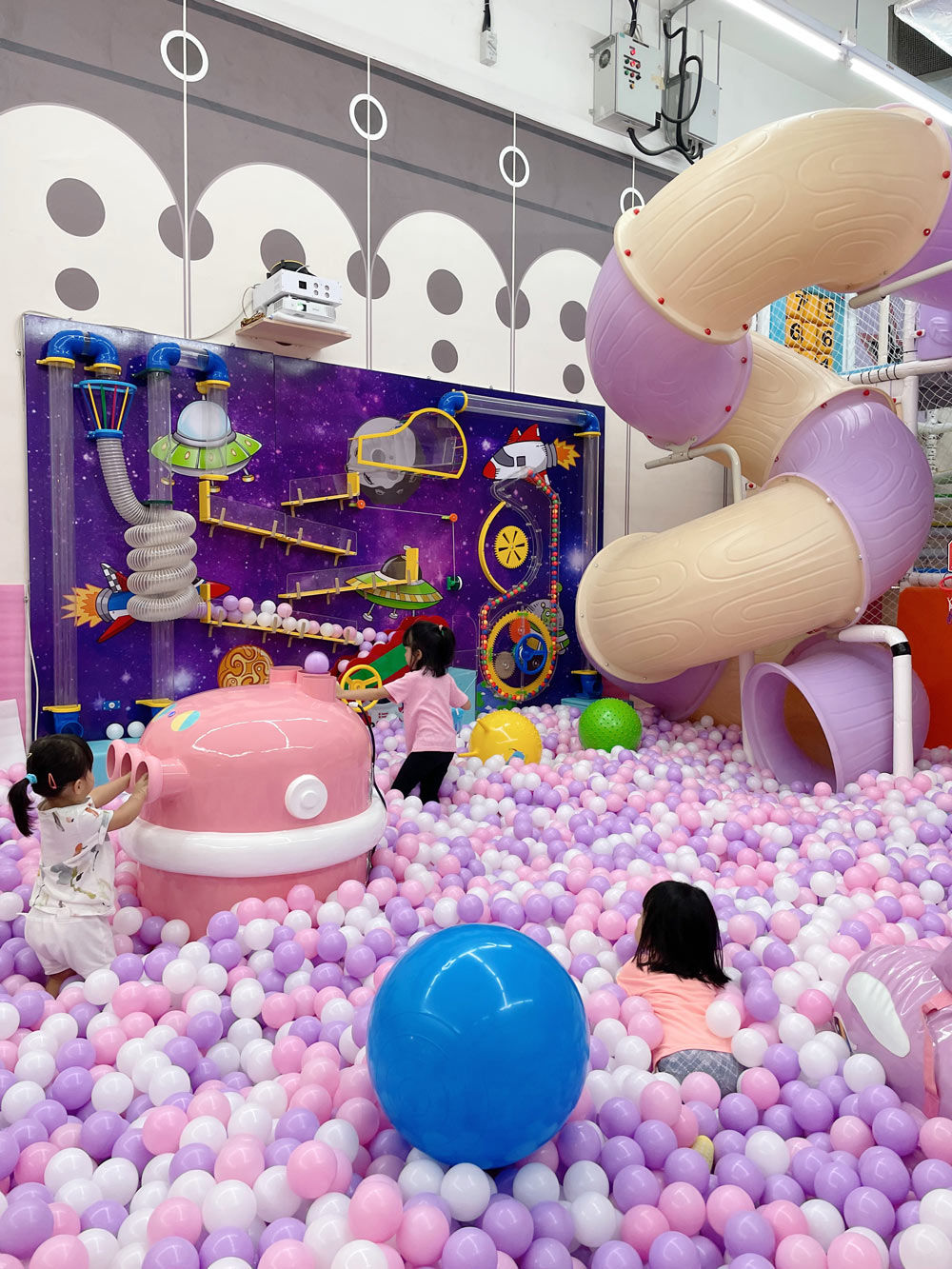 Kidodo Playground at City Square Mall