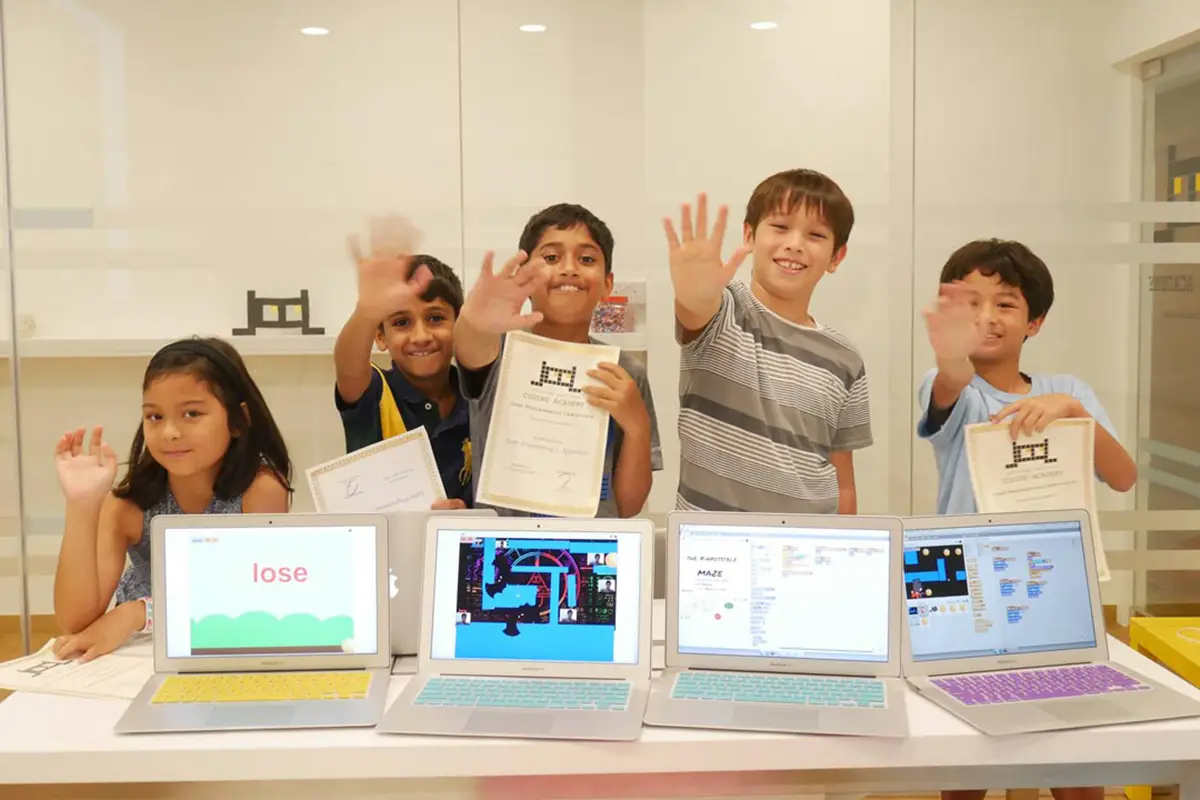 15 Best Coding Classes for Kids in Singapore 2024