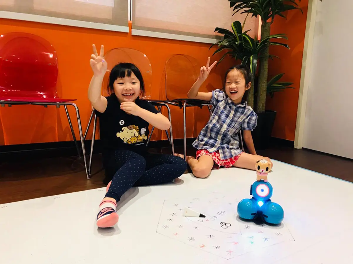15 Best Coding Classes for Kids in Singapore 2024