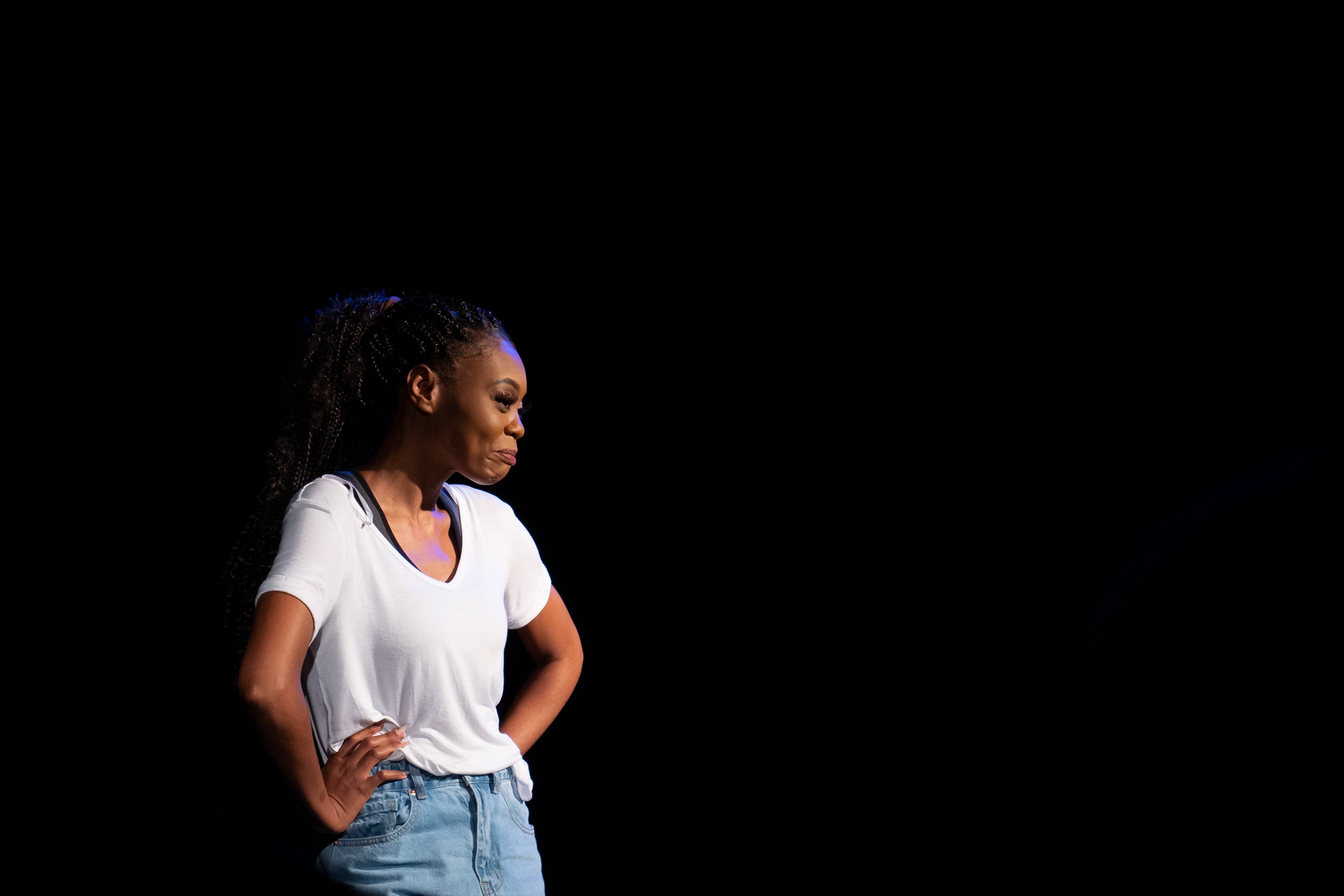 Mariah Scott Discusses “The Crown She Wears” | About Town