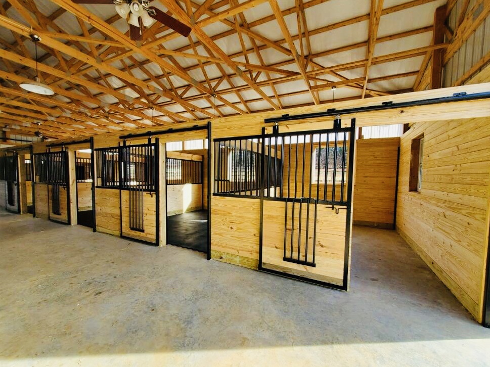 Stall Installation in Radiant, VA (EKR19089) - Superior Buildings