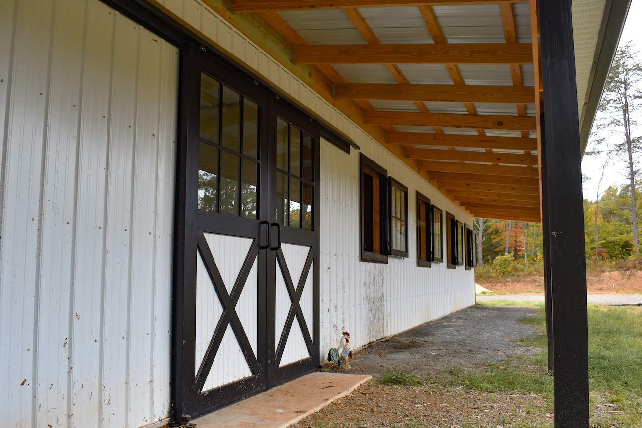 12-Stall Stable in Barboursville, VA (EDM22010) - Superior Buildings