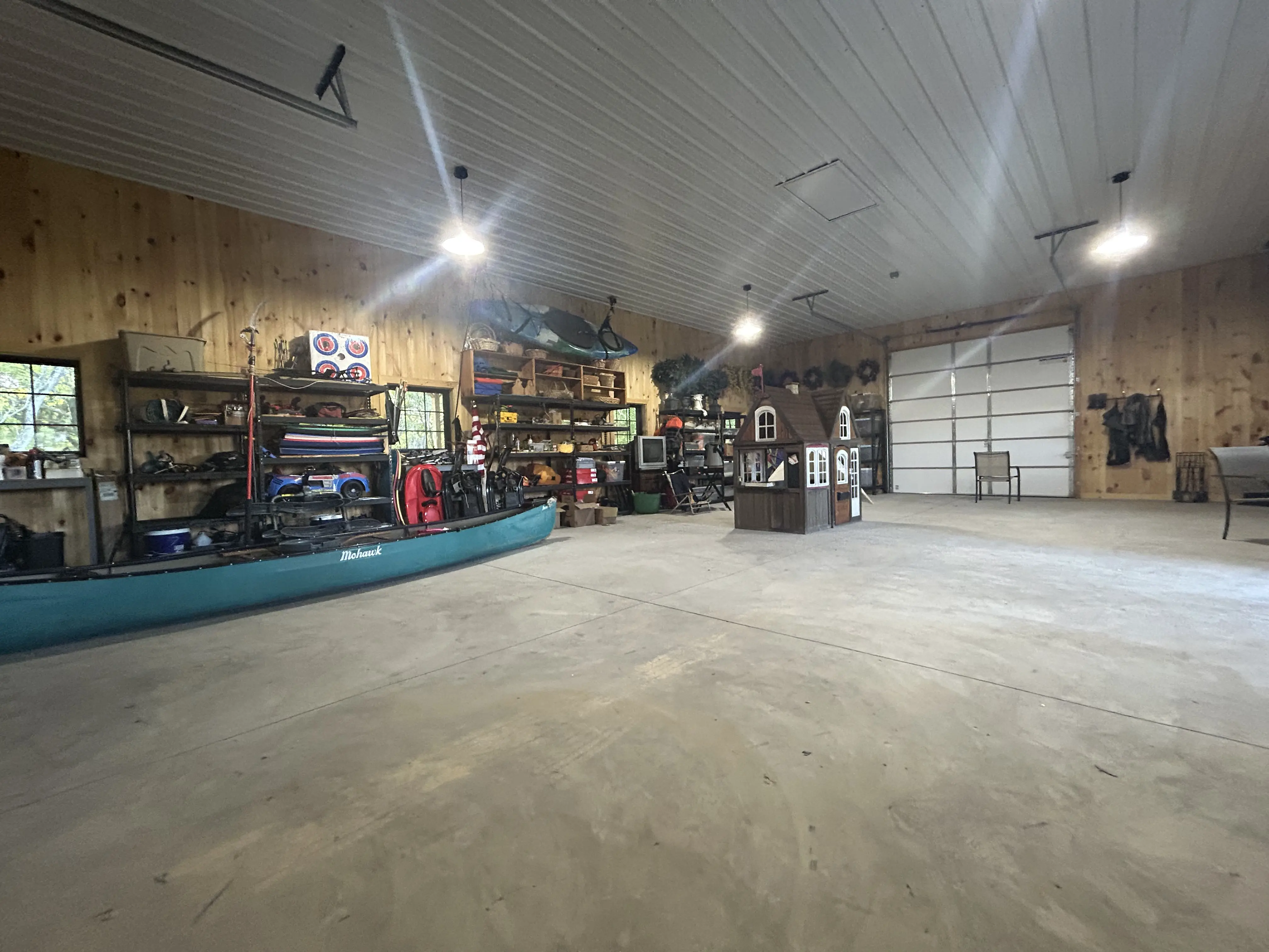 30x48x12 Hobby Garage in Boyce, VA (RJW21102) - Superior Buildings