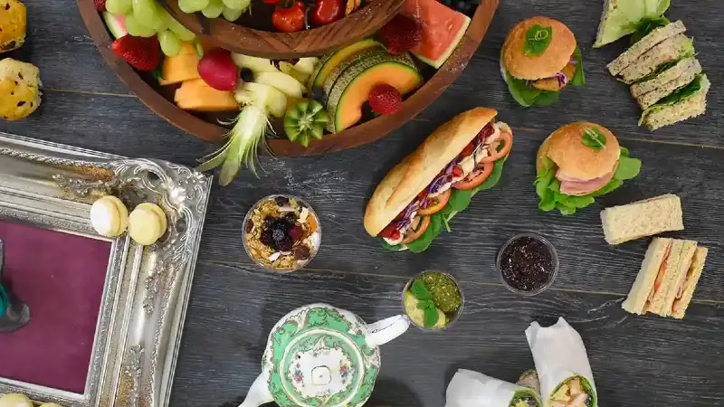 Best Corporate Catering w/ Australia's #1 Platform | EatFirst