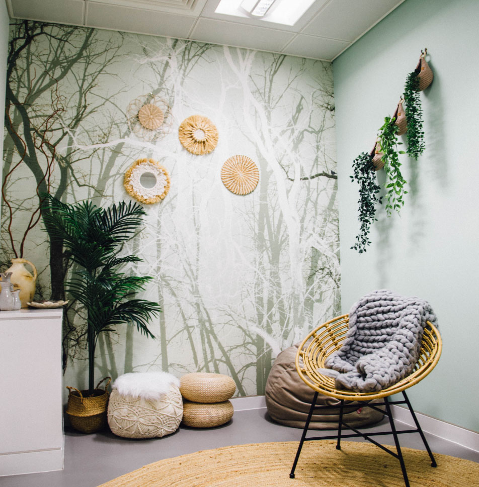 Culture & Values | Global Teams Collaborating and Working Together - Mako