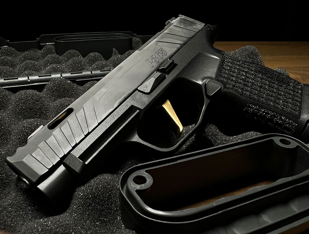 SIG SAUER Launches P365XL Spectre Comp | Gun Talk Media