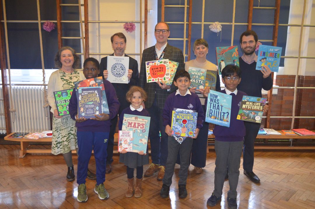 Richmond Pharmacology Boosts Snowsfields School Library with STEM Book ...