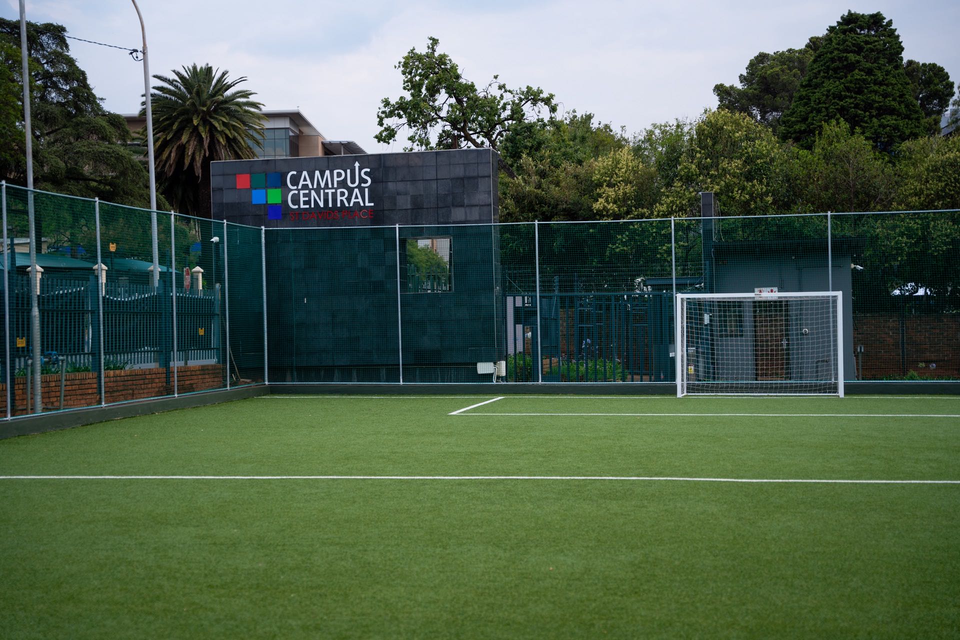 Campus Central - Fives Football