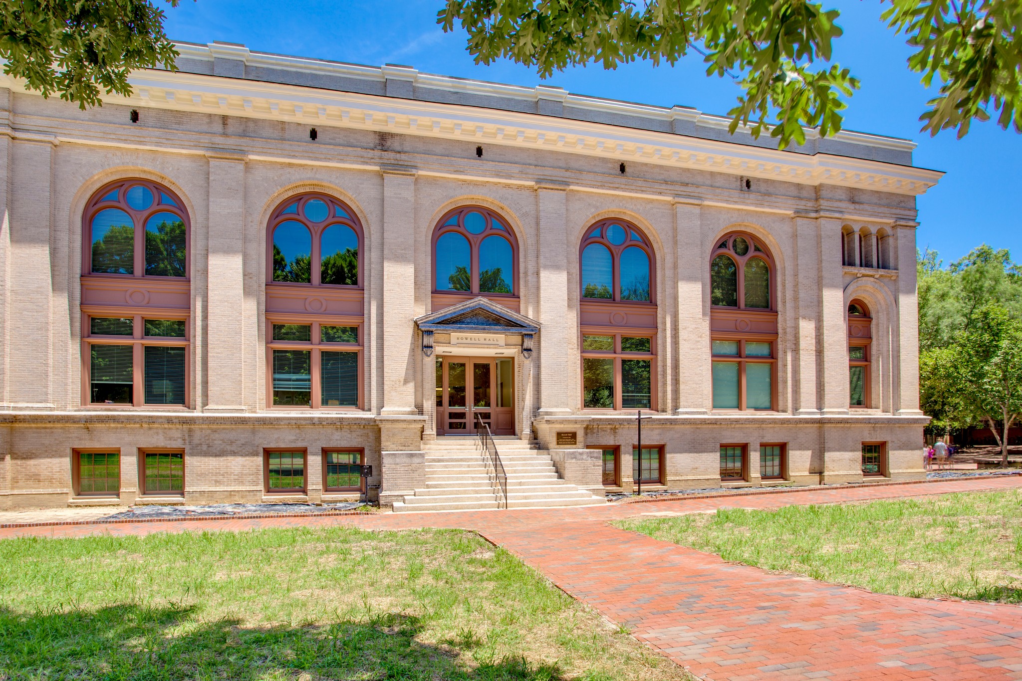 Monteith Construction | UNC Chapel Hill Howell Hall Renovation