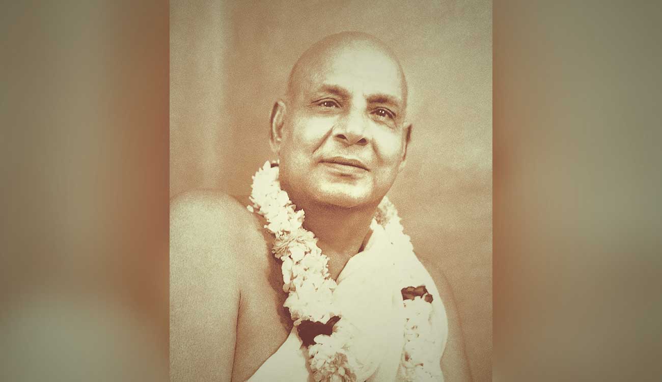 Mâ Ânandamayî et Swami Sivananda Saraswati (Kuppuswami)