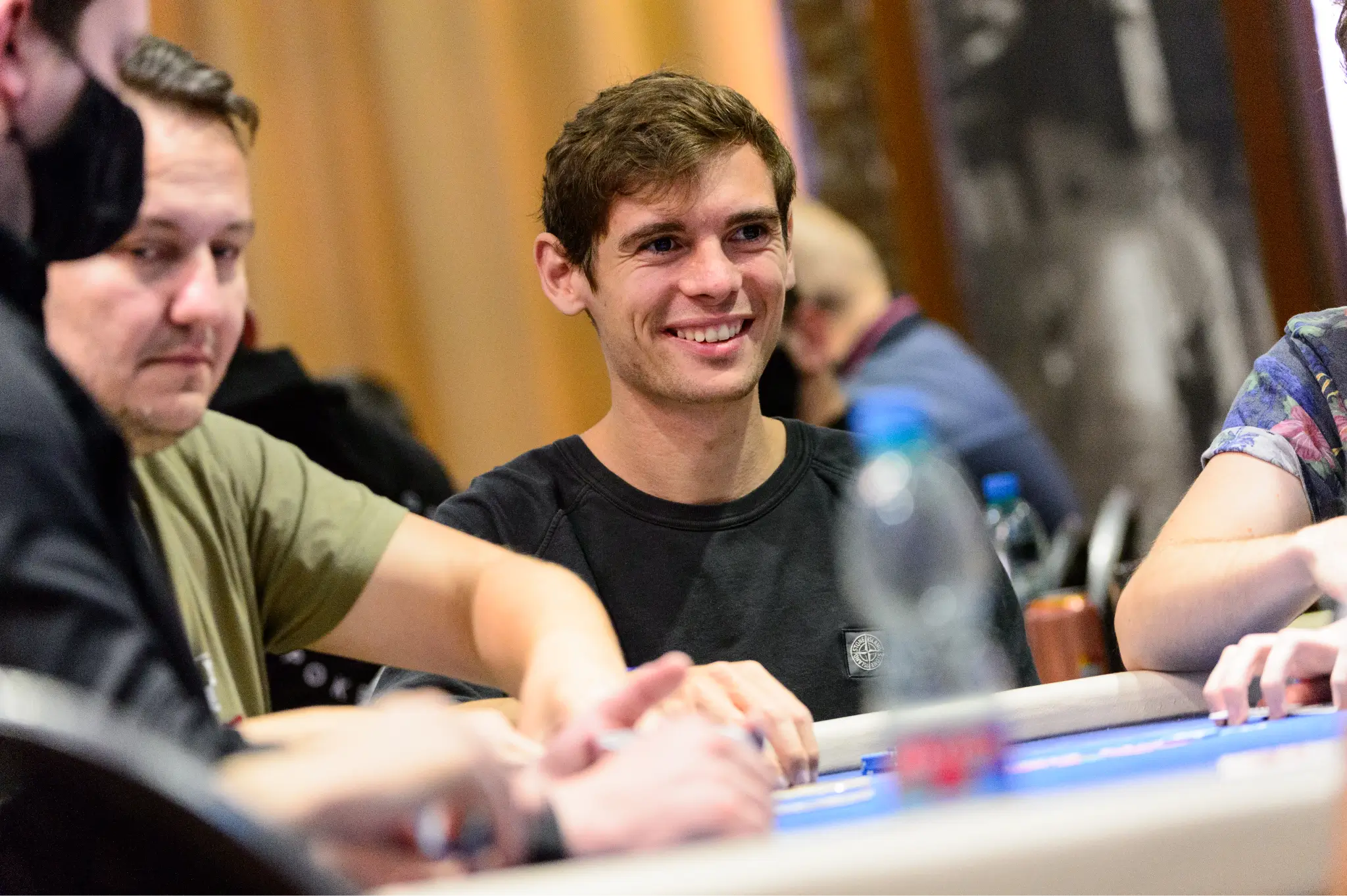 Best Cash Game Strategy Tips For You | Blog