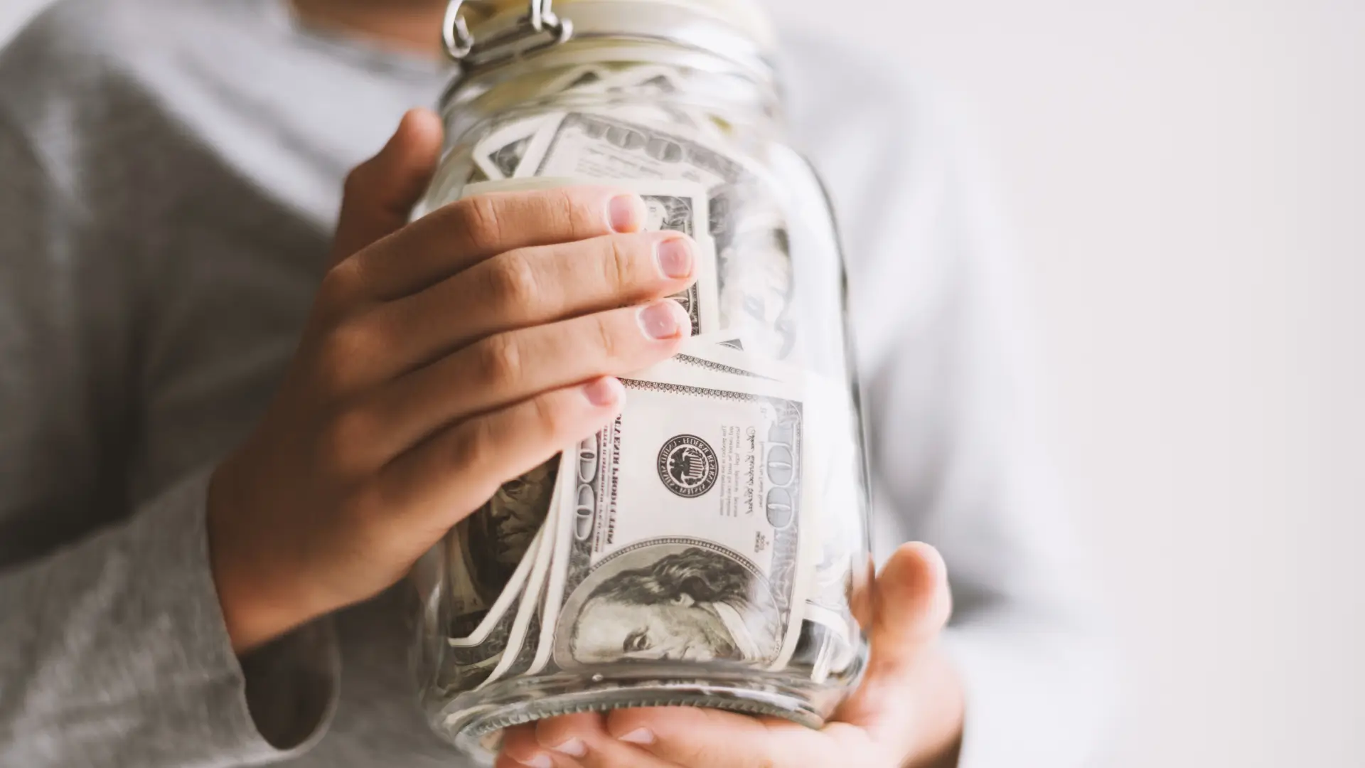 Best Poker Bankroll Management Tips for Live and Online Games | Blog