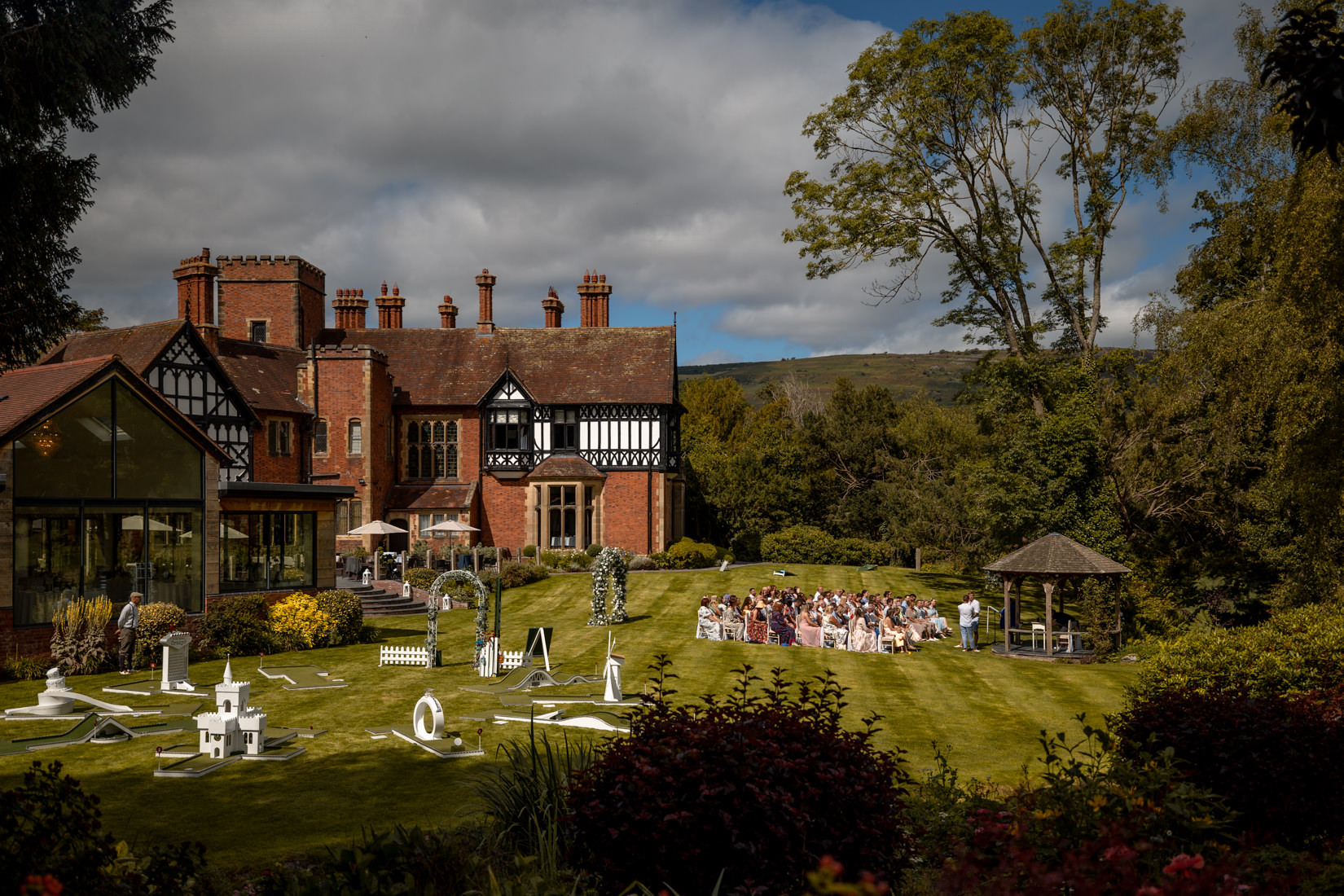Tyn Dwr Hall Wedding Photography by Phil Salisbury