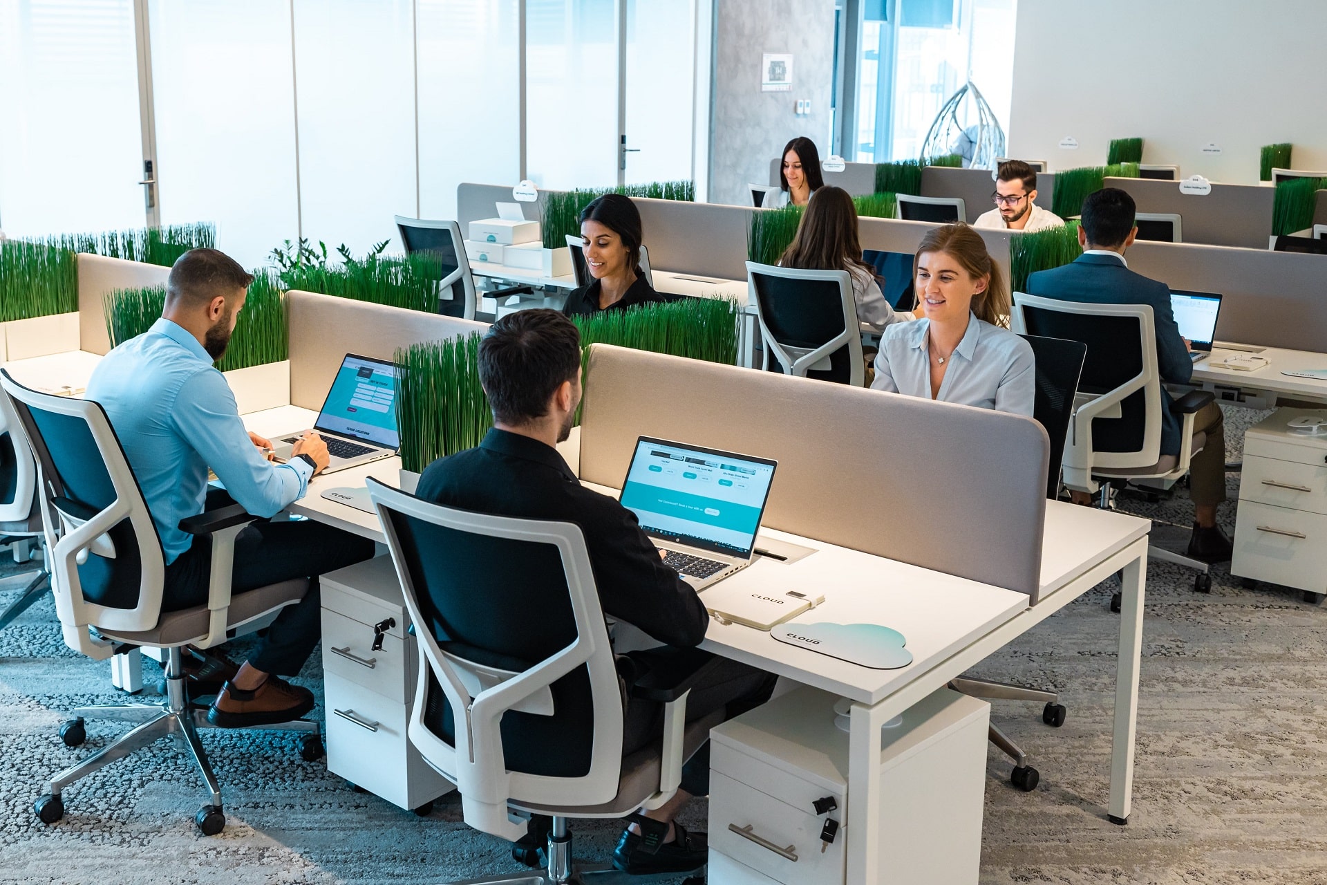 Who Uses Coworking Spaces | Cloud Spaces