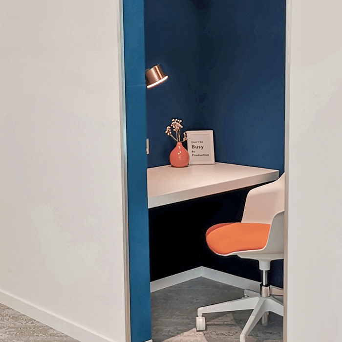 Contemporary Office Spaces in Yas Mall | Cloud Spaces