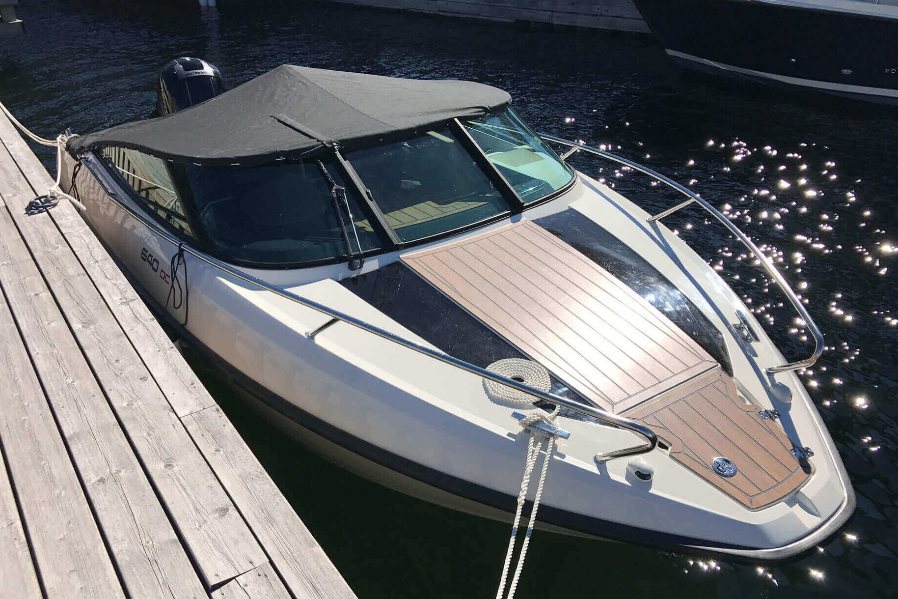 Flipper 640 DC original hamnkapell - Henricssons Båtkapell