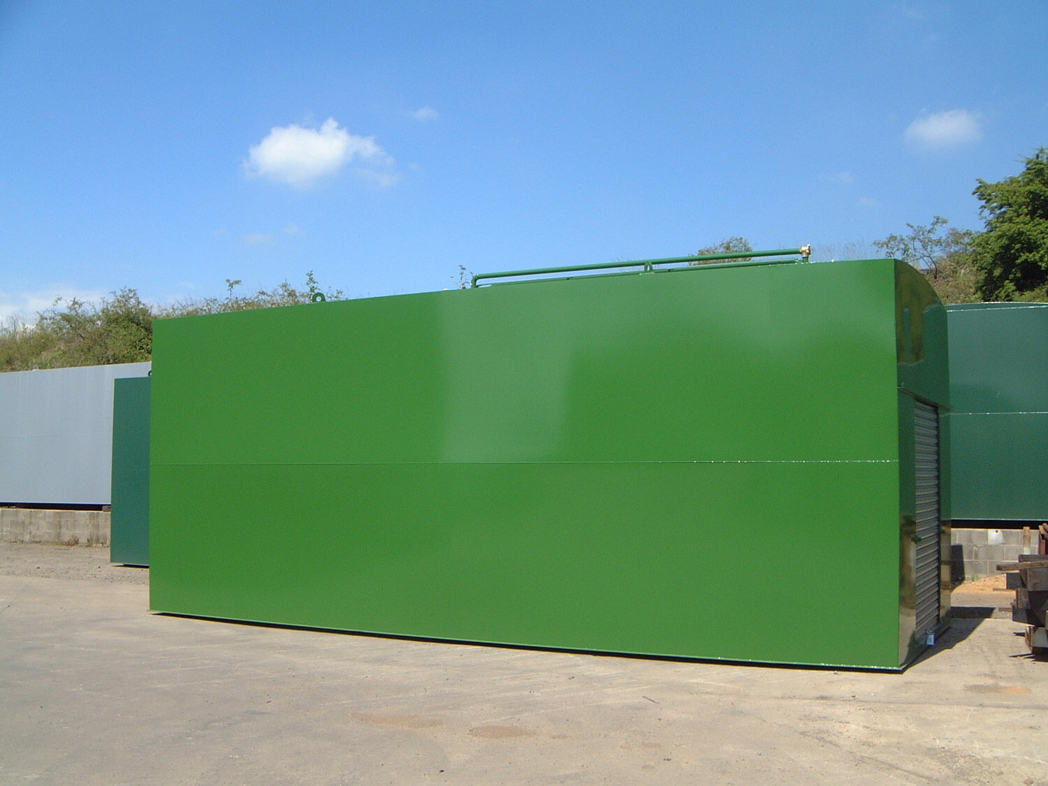 Fuel Storage tanks | Install | Integrally bunded fuel storage tanks