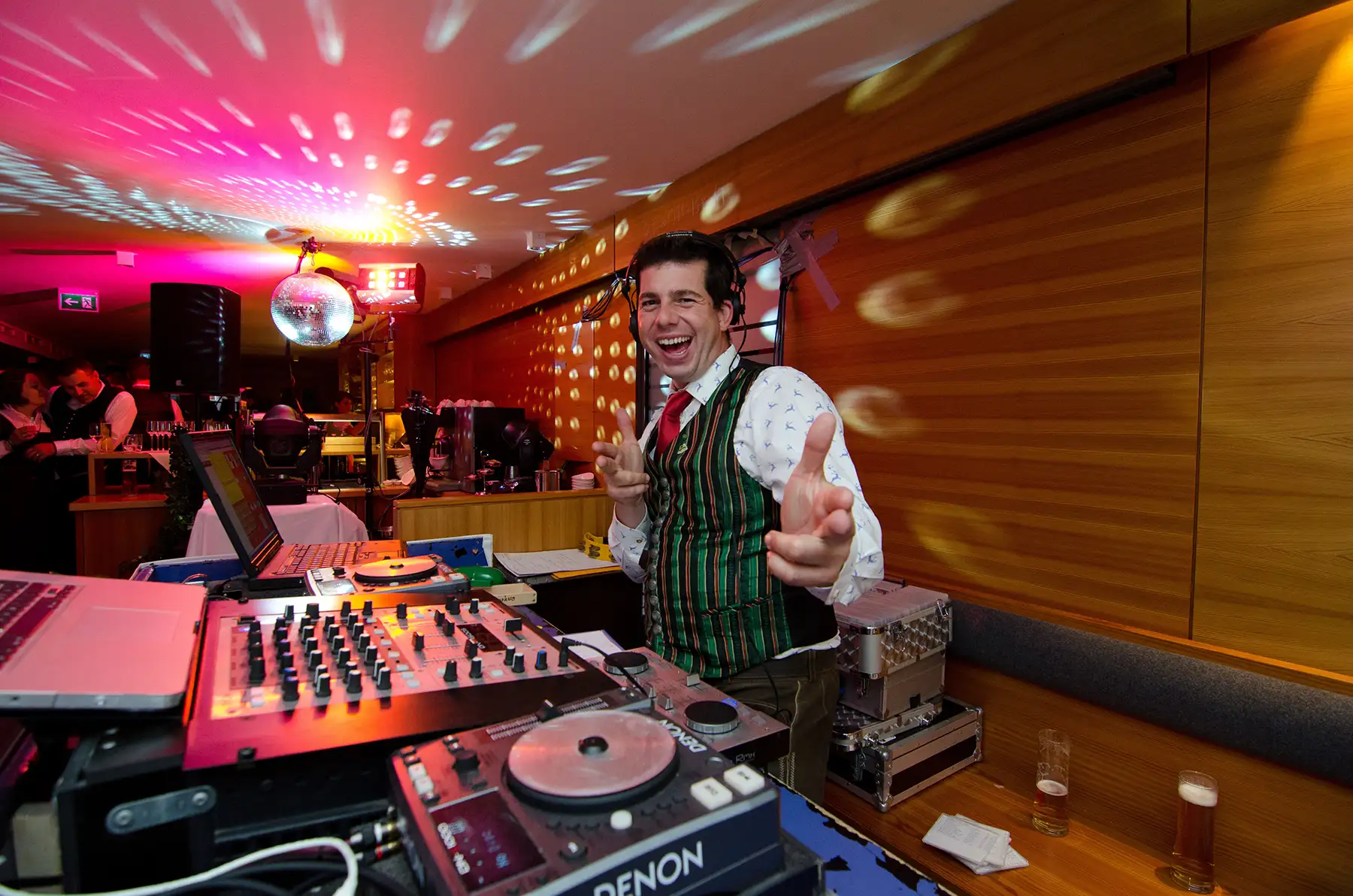 Hochzeits-DJ "Der Showmaster DJ Mäxx" • Steiermark