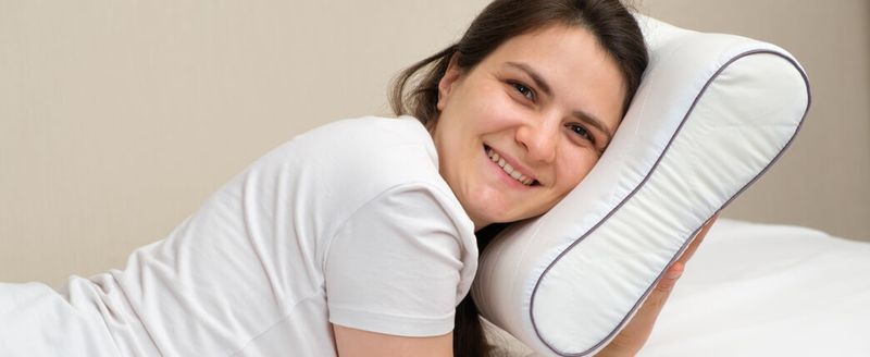 Best Pillow Position for Each Sleeping Position: Expert Tips