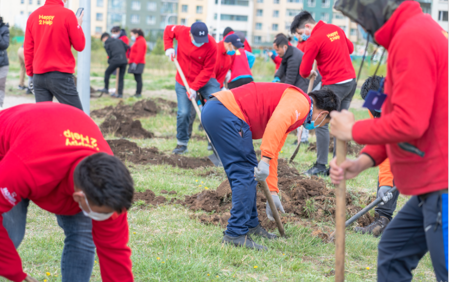 Nomin Holding - МУ-н Худалдааны салбарын 100 жилийн ойд зориулсан ...