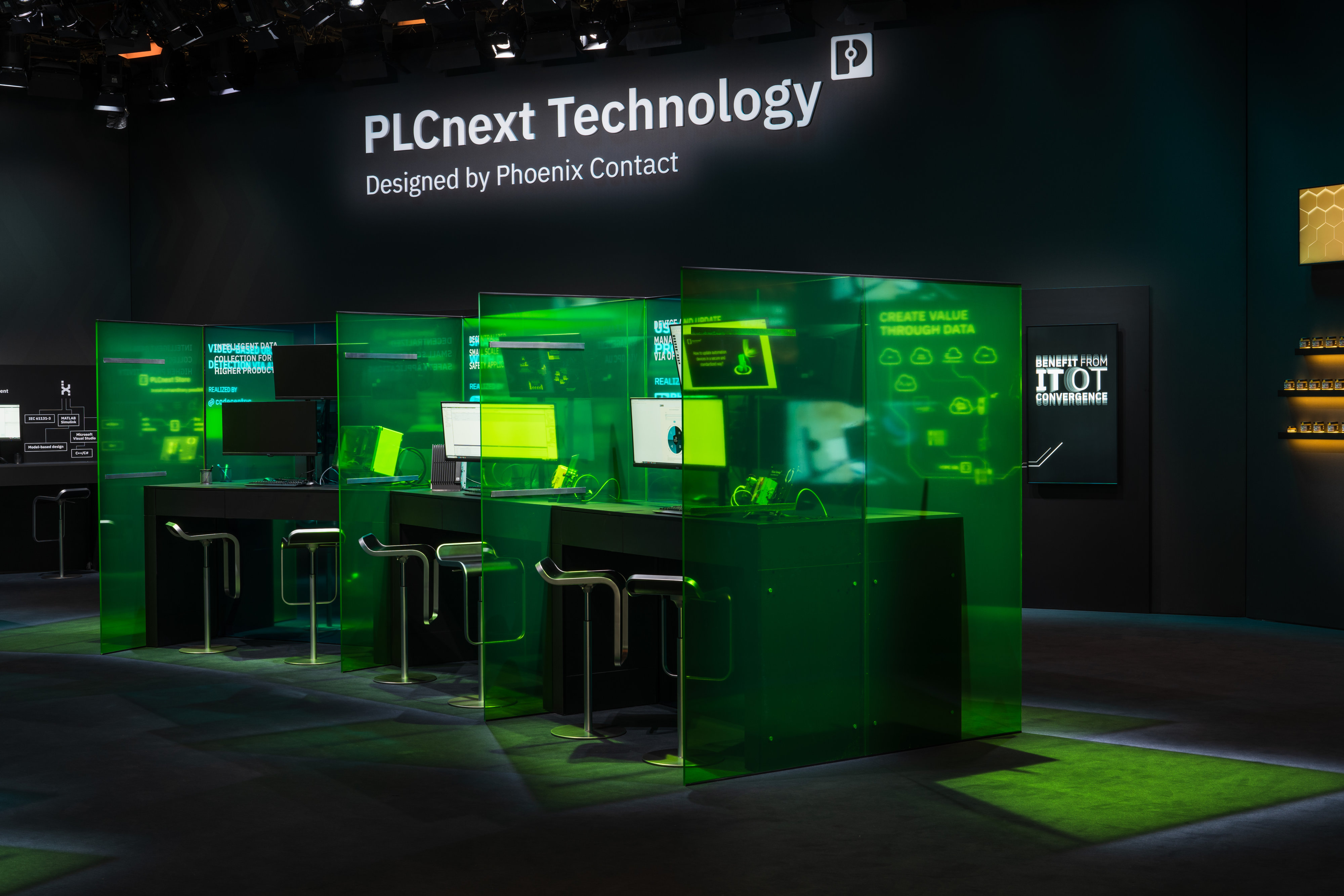 SPS 2023: Atelier Markgraph für Phoenix Contact