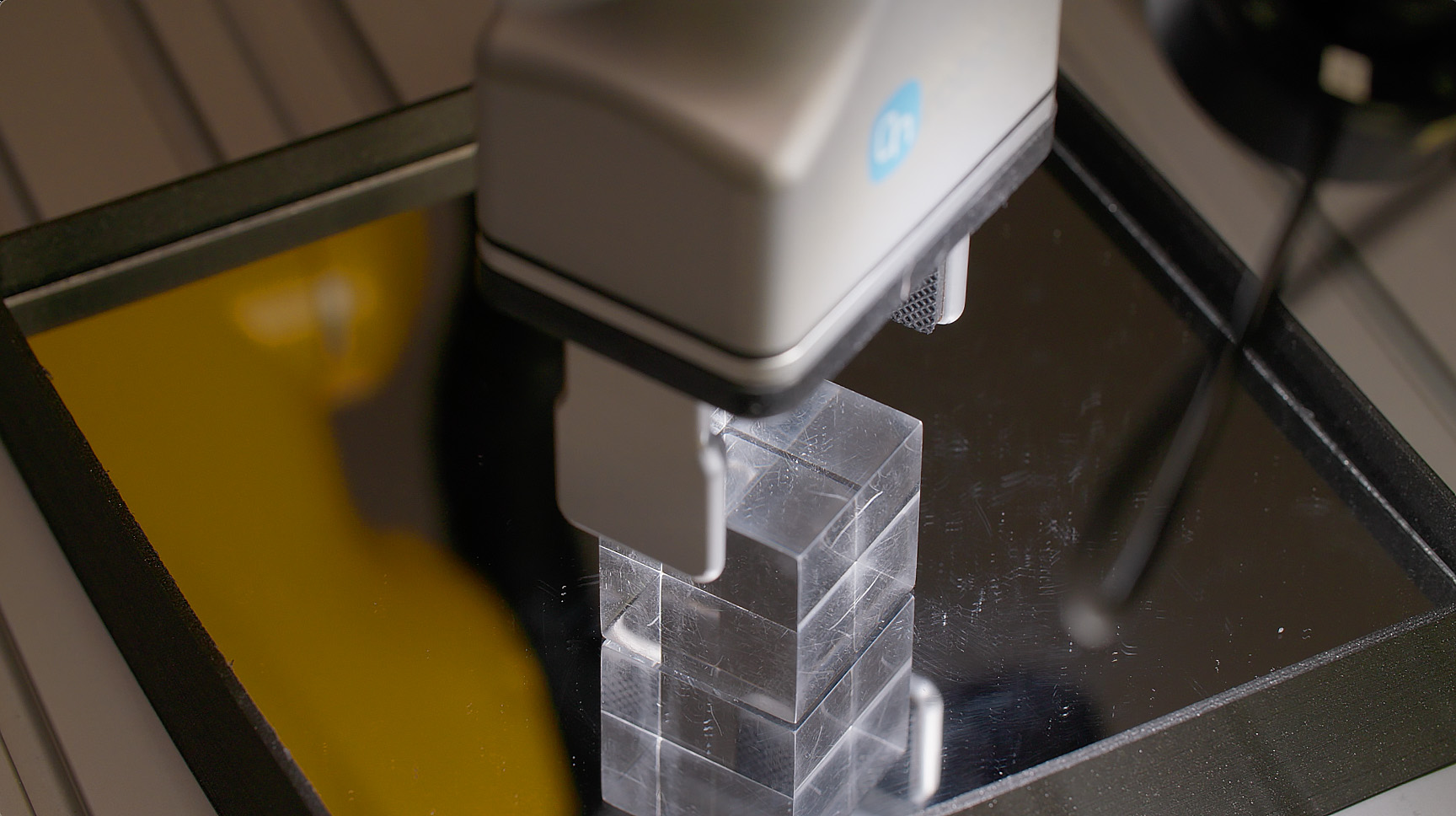 Micropsi Industries | MIRAI vision system now works with FANUC robots