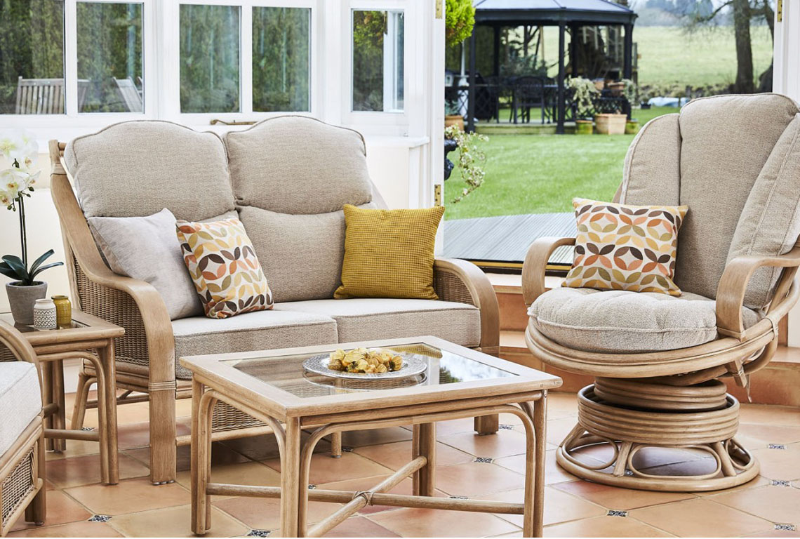 Heathfield Swivel Rocker