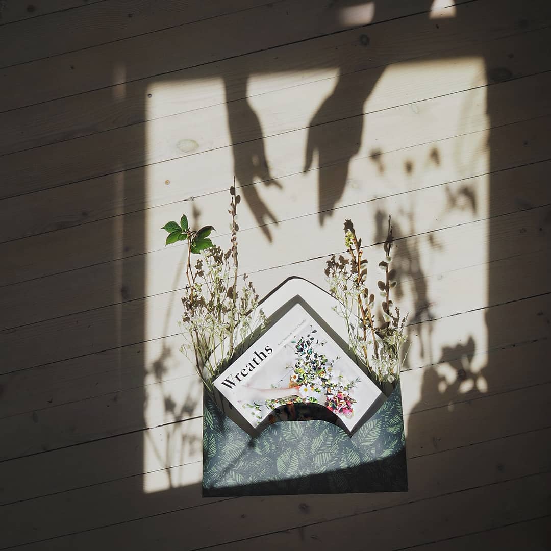 5 creative ways to add interesting shadow effects to your images