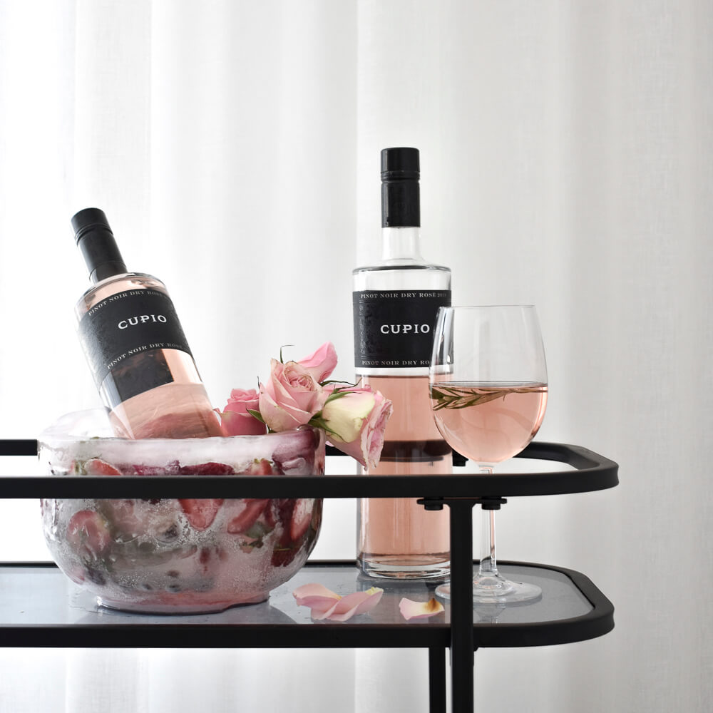 Yes way Rosé! Your ultimate guide to styling inspirational wine photos