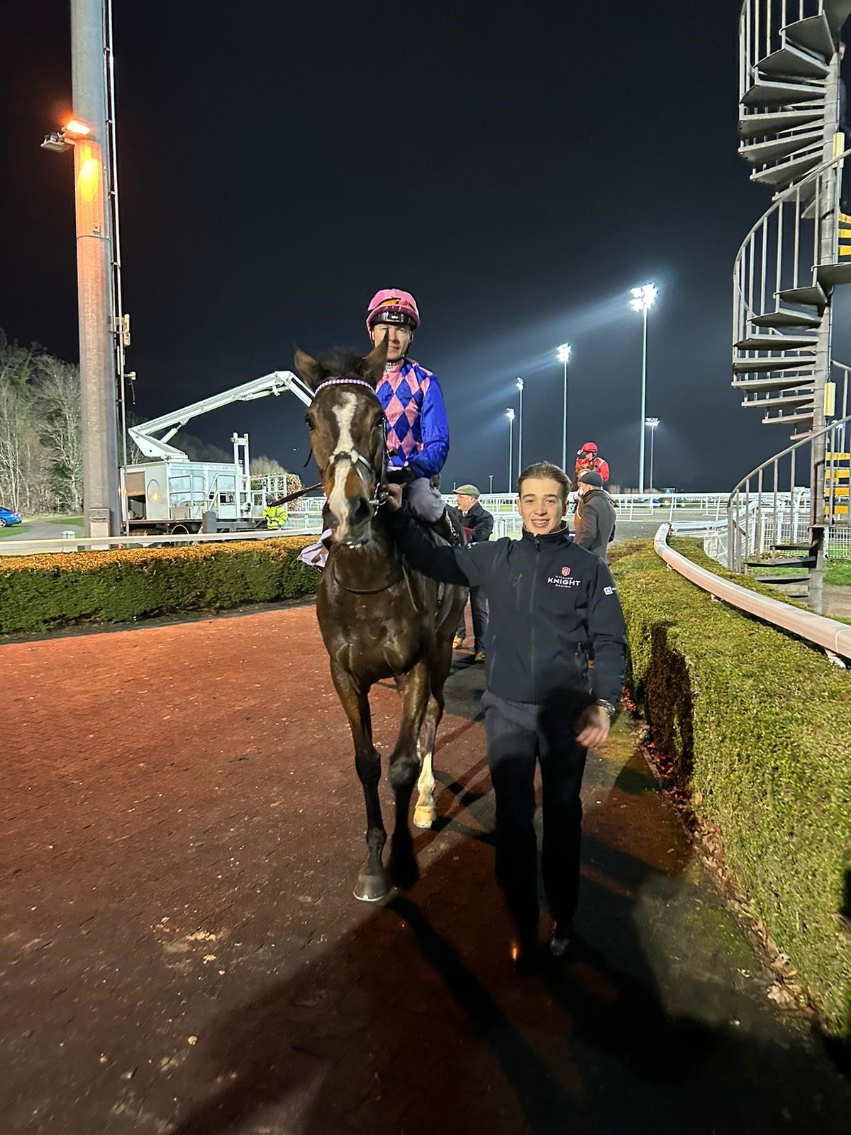 William Knight Racing | GAUNTLET makes winning return