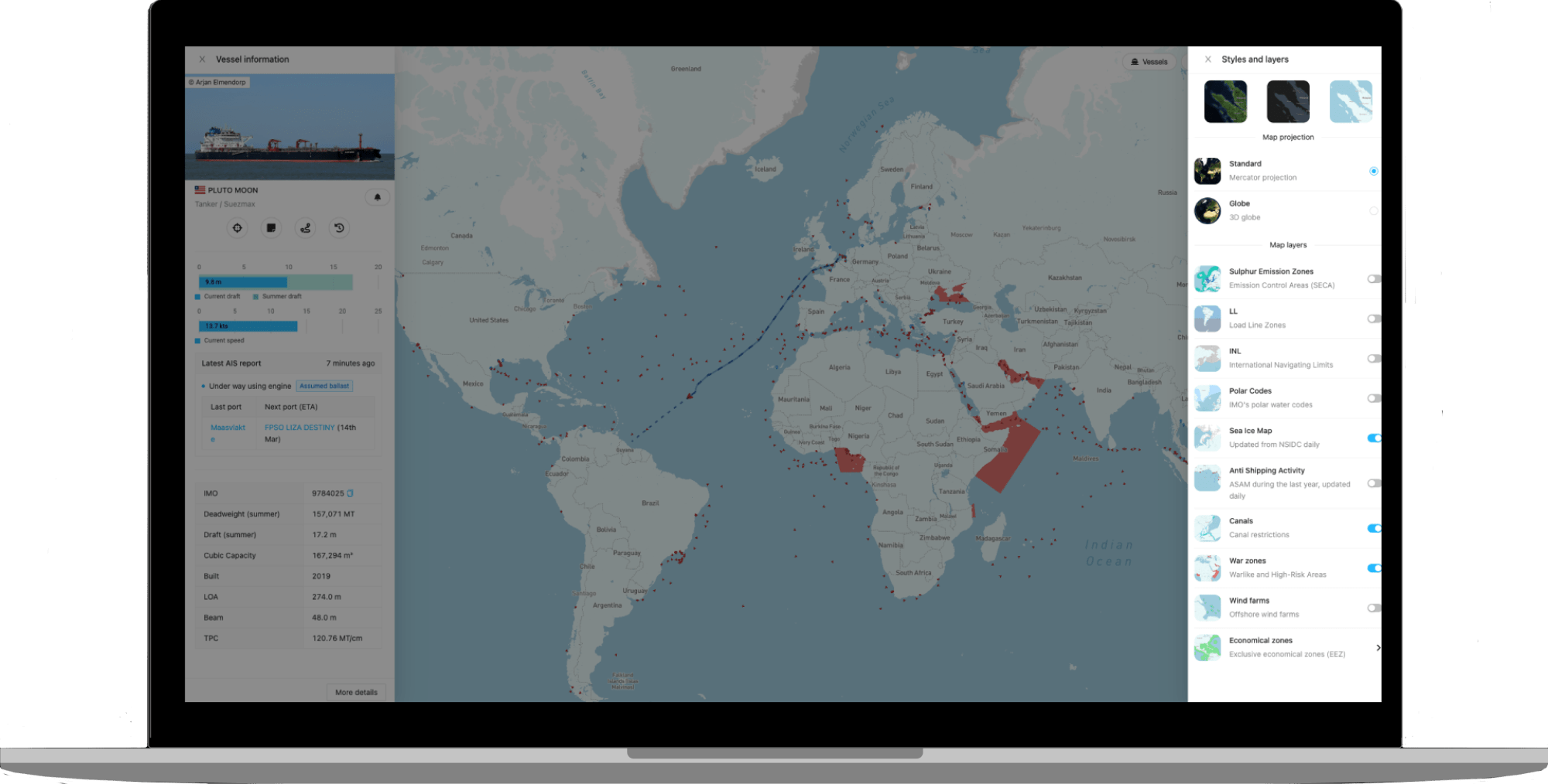 ShipAtlas: Live AIS ship tracking at your fingertips