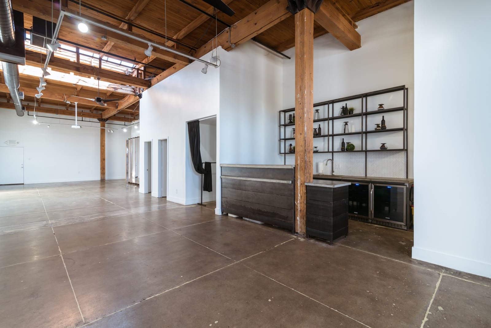 Ronin Art House - The Premier Intimate Event Venue