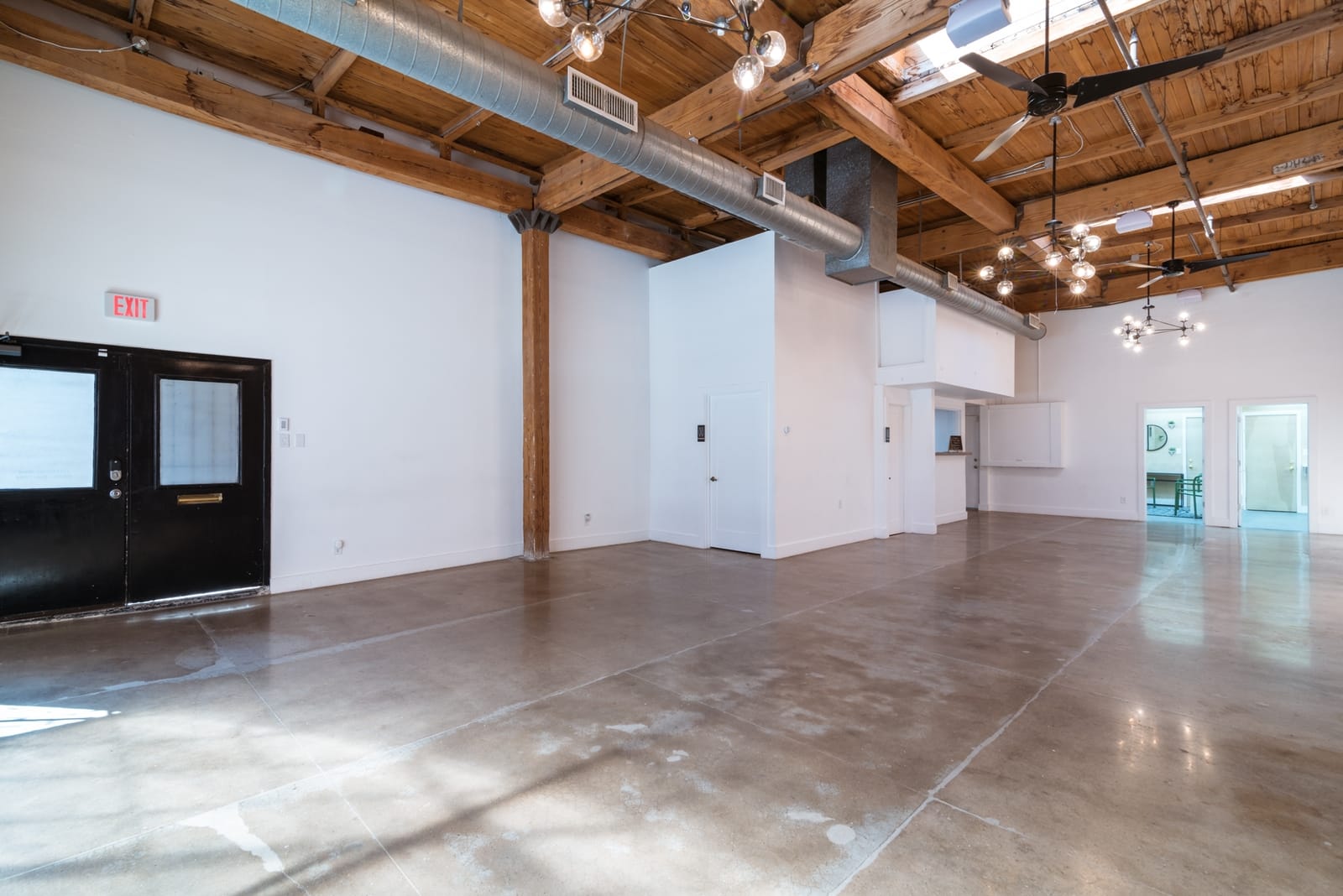 Rentals at Ronin Art House