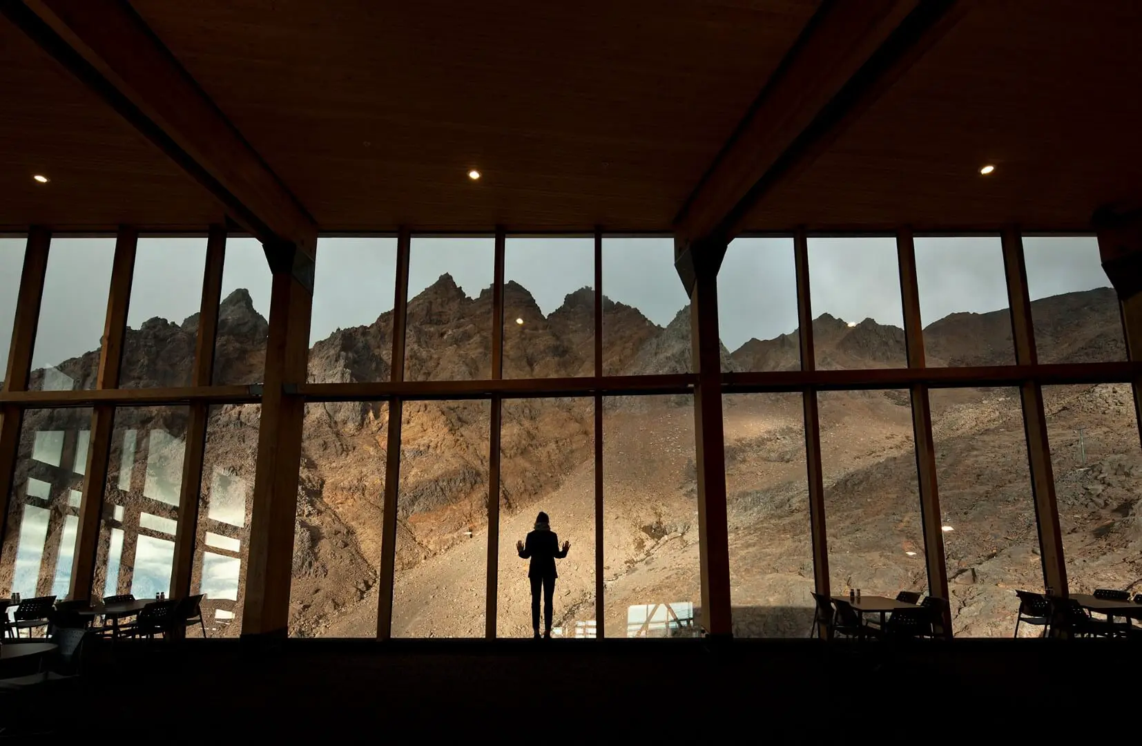 GOOD FORM — 10 Questions with Award Winning Photographer Simon Devitt