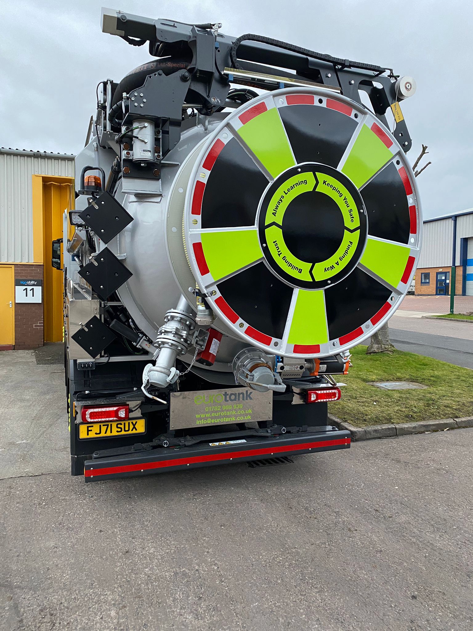 Rolba tanker makes light work of heavy fuel oil tank