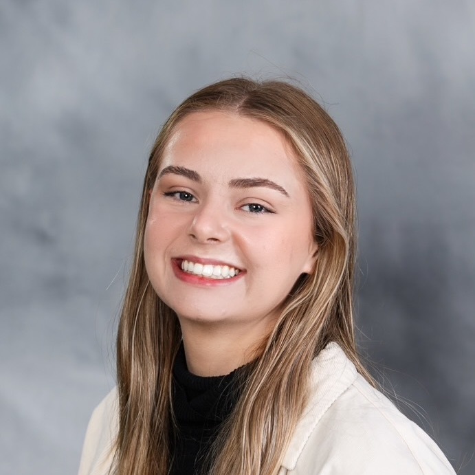 Kritik - 4 Ways Peer Assessment prepares Students for the Real-World