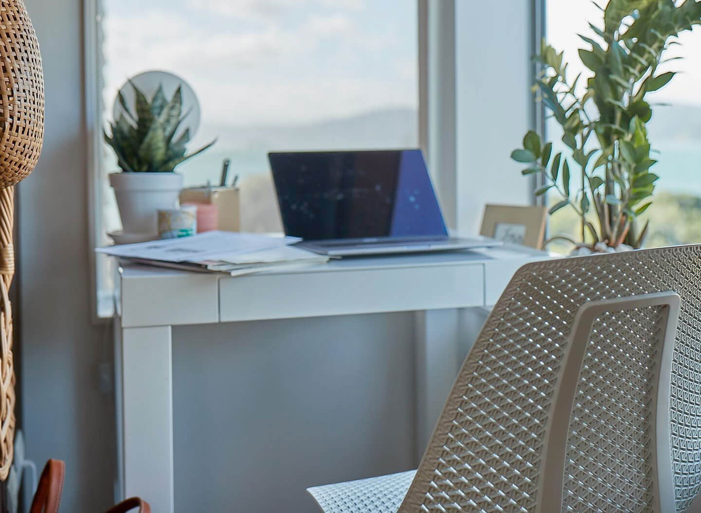 Noho move Review: A Versatile Chair Designed to Save your Spine and the ...