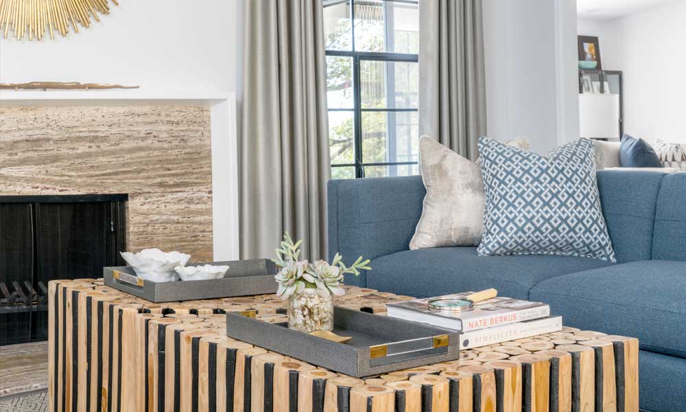 20 Designer Ideas to Decorate a Coffee Table