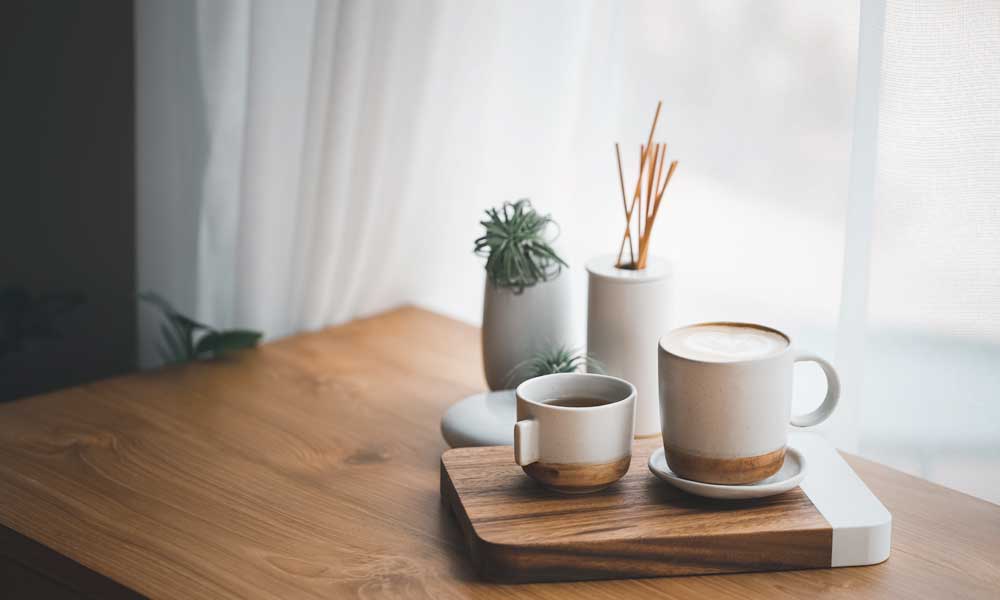 20 Designer Ideas to Decorate a Coffee Table