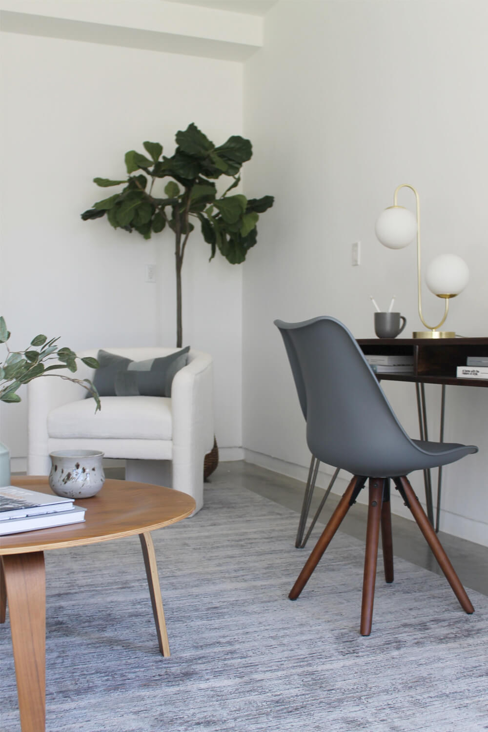 What is a Console Table? Plus, How to Use One in Your Home