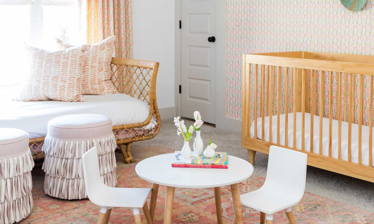 What is a Daybed? Plus, How to Use One at Home