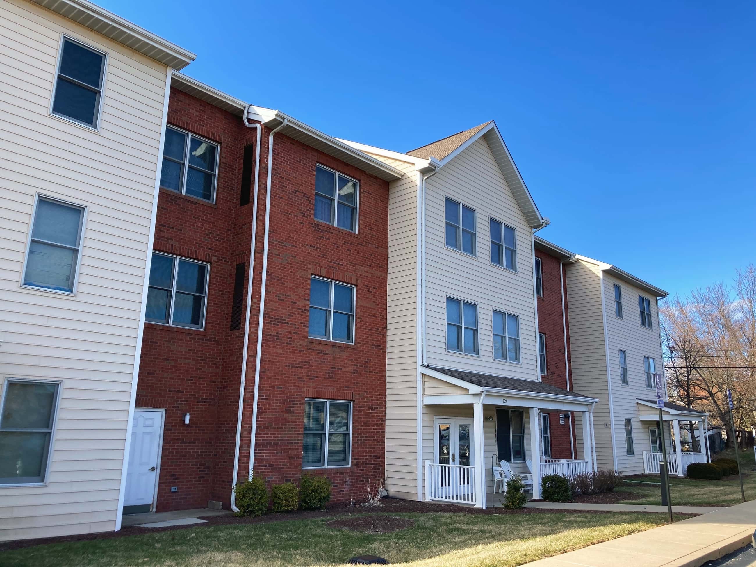 Emory Senior Housing Property | Find Your Place with TREK