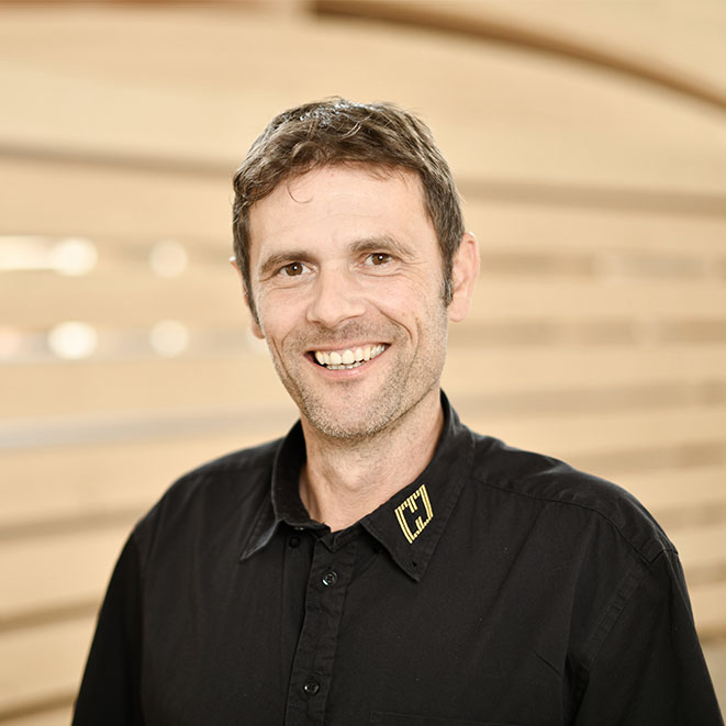 Über uns - Hüsser Holzleimbau AG