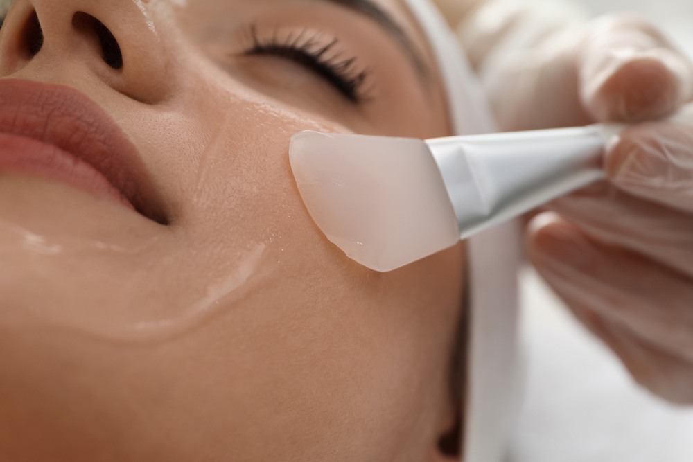 The Different Types of Chemical Peels - Este