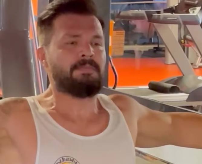 Sam Cinkir Hits The Gym! - Este