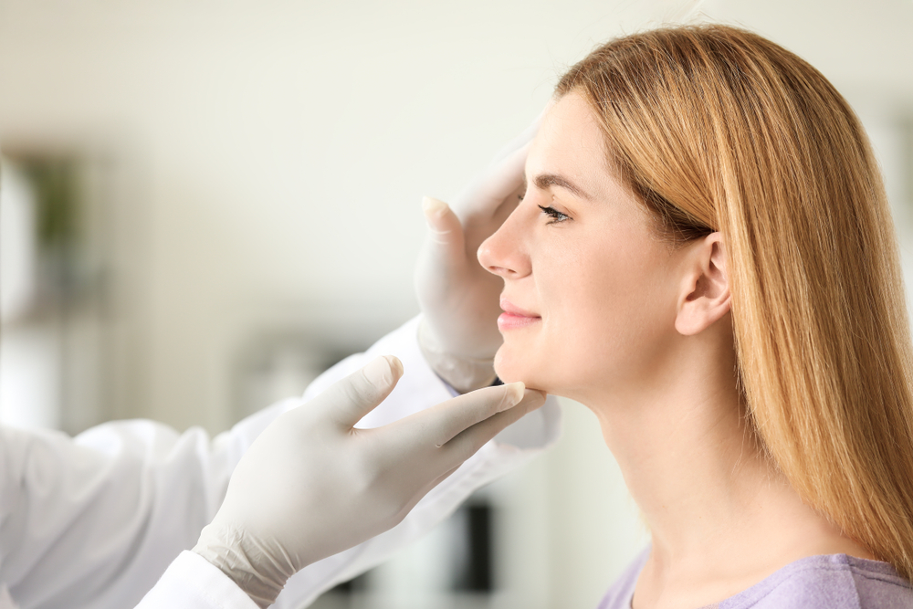 Facial Sculpting: What is Side Profile Balancing? - Este